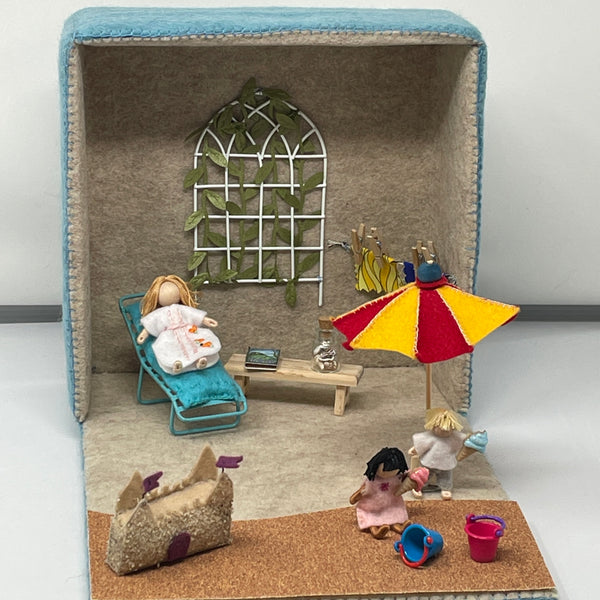 Beach House Box – The Toy Boat