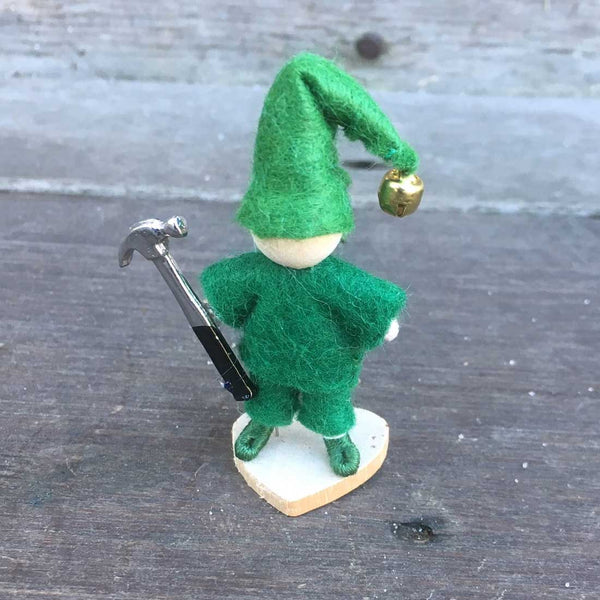 Christmas Elves – The Toy Boat